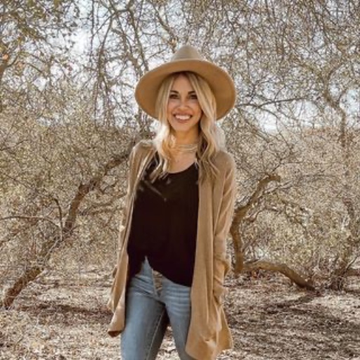 Ashley Knie – Braid